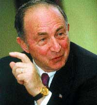 Portal Onet.pl - Businessman Magazine - To jest wojna!